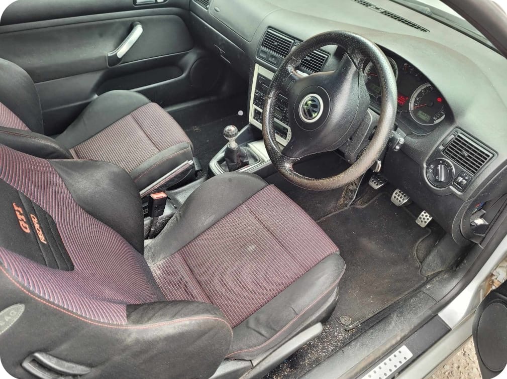 Mk4 25th Anniversary GTI Recaro Set – Cascade German Parts