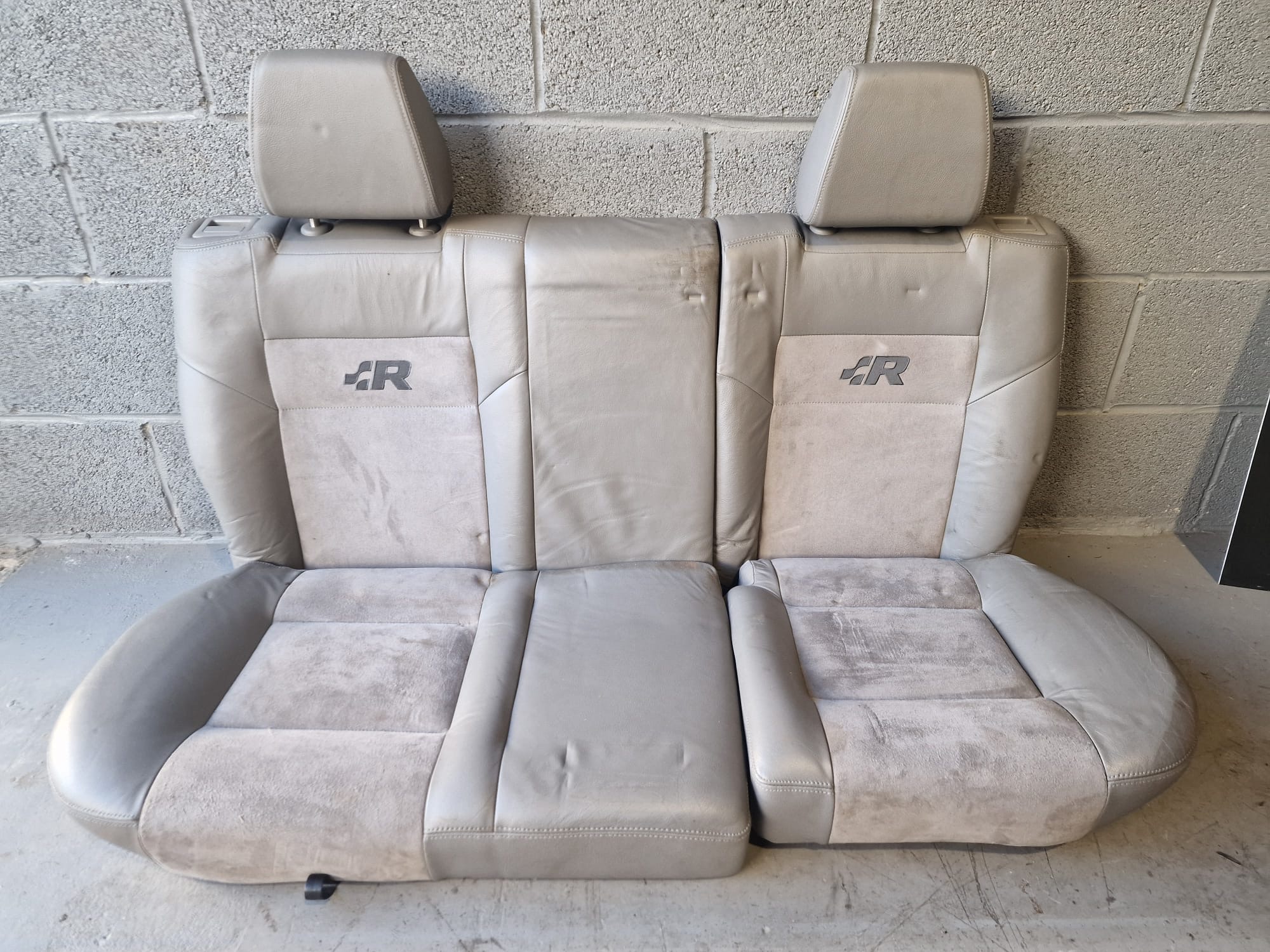 VW Mk4 R32 5 Door Grey Leather Alcantara Konig Seat Set – Cascade ...